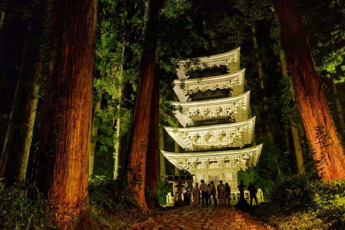 Monte Hagurosan y la peregrinación Dewa Sanzan en Tsuruoka ⛩️
